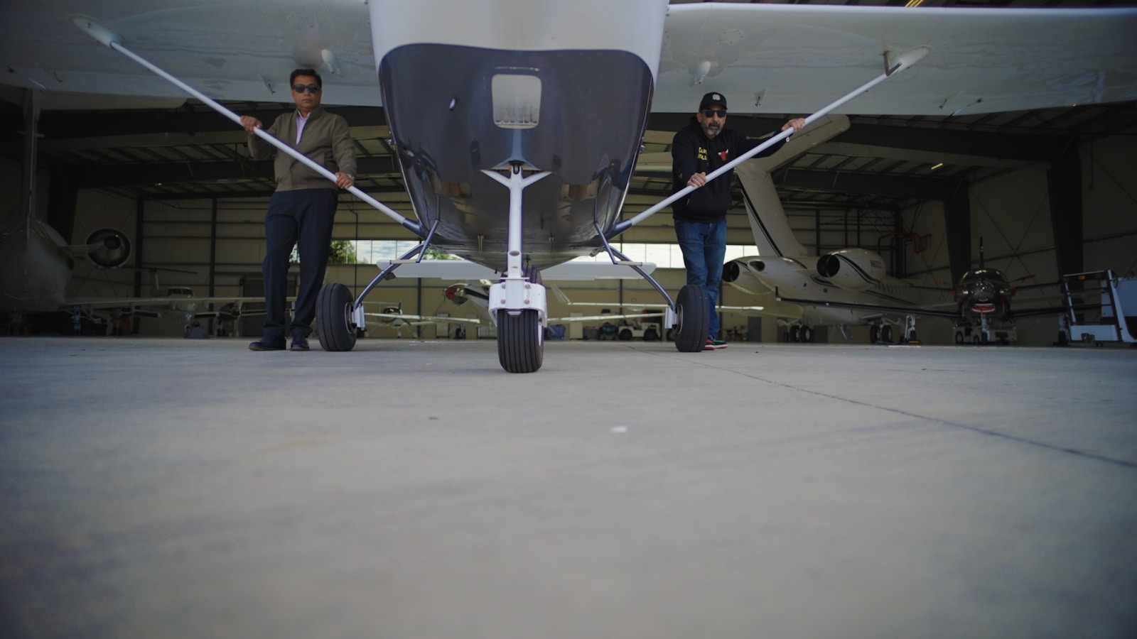 Business Aviation Safety Report Highlights Crash Factors Including Ice ...