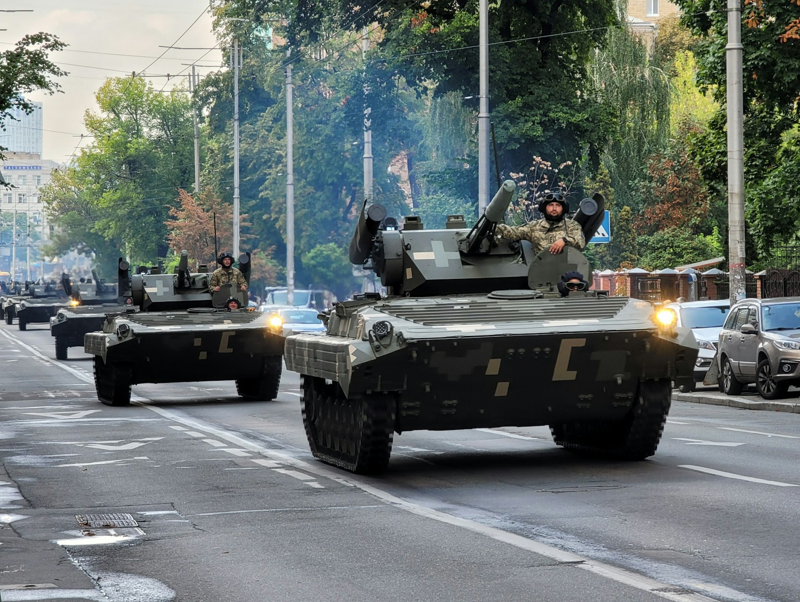 Casualties in Ukraine war could hit 2 million, report warns – Steel ...
